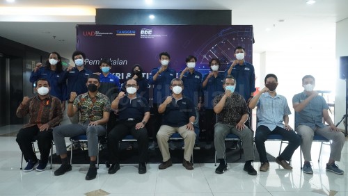 Tim Robotika UAD Siap Hadapi KRI 2021 - Website LLDIKTI Wilayah V