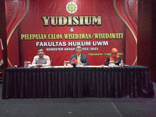 FH UWM SELENGGARAKAN YUDISIUM & PELEPASAN CALON WISUDAWAN - Website LLDIKTI Wilayah V